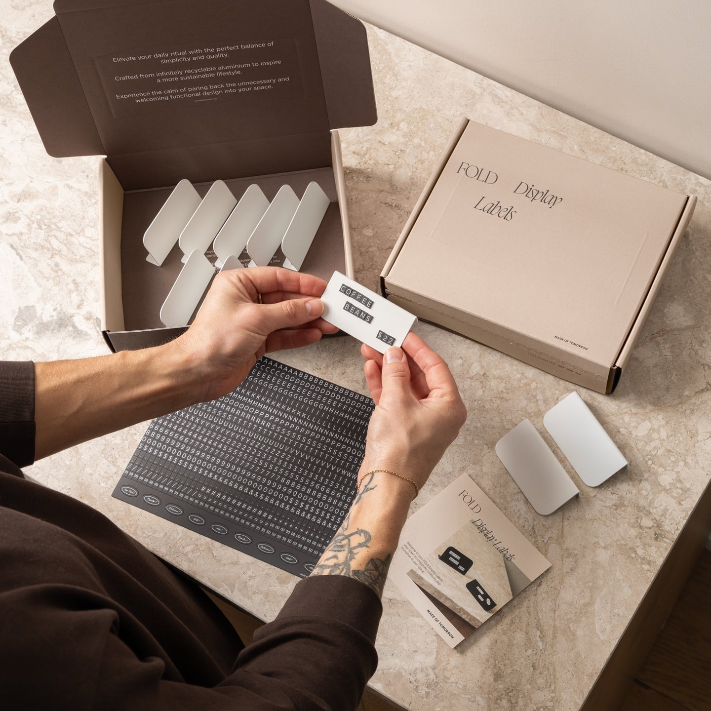 FOLD Display Labels – Made of Tomorrow