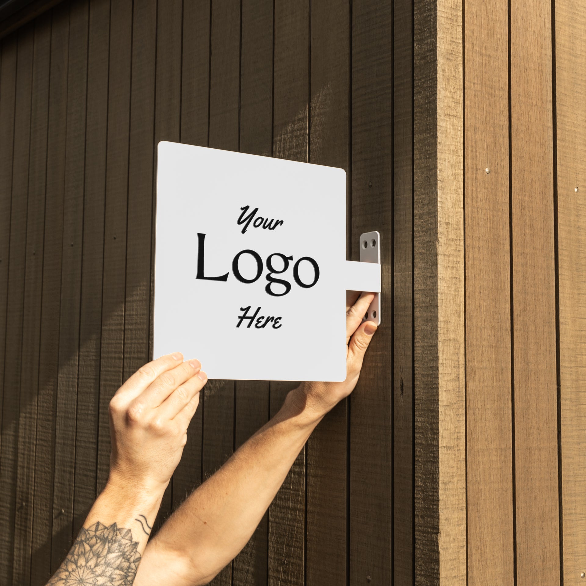 FOLD Display Labels – Made of Tomorrow